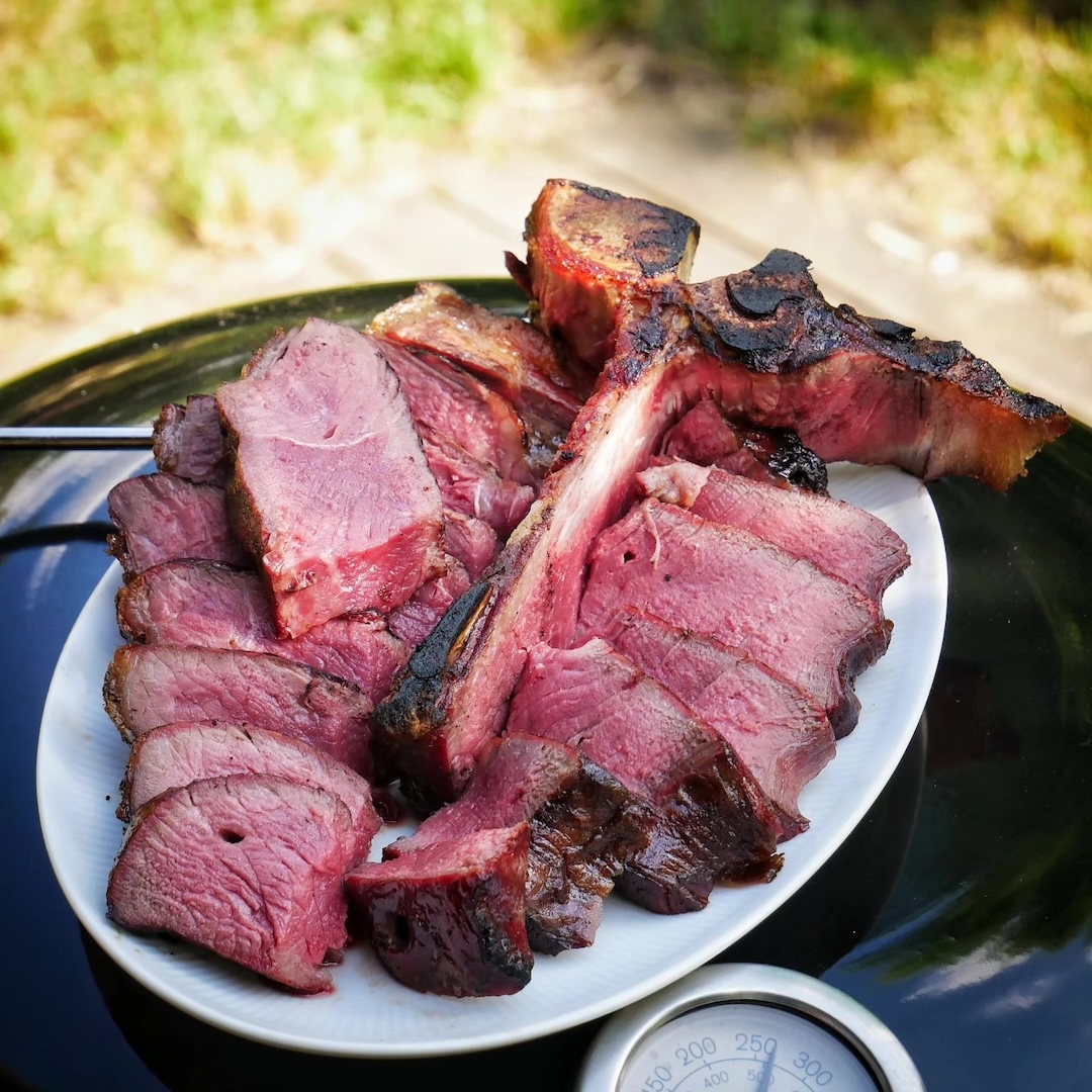 Warsztat Grillowania Steków ‣ GRILLOWNIA